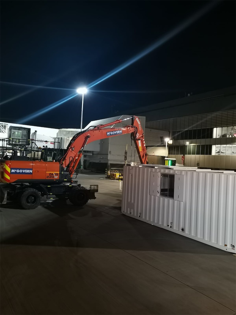 Hitachi ZX220W-7 (24t Mono Boom)